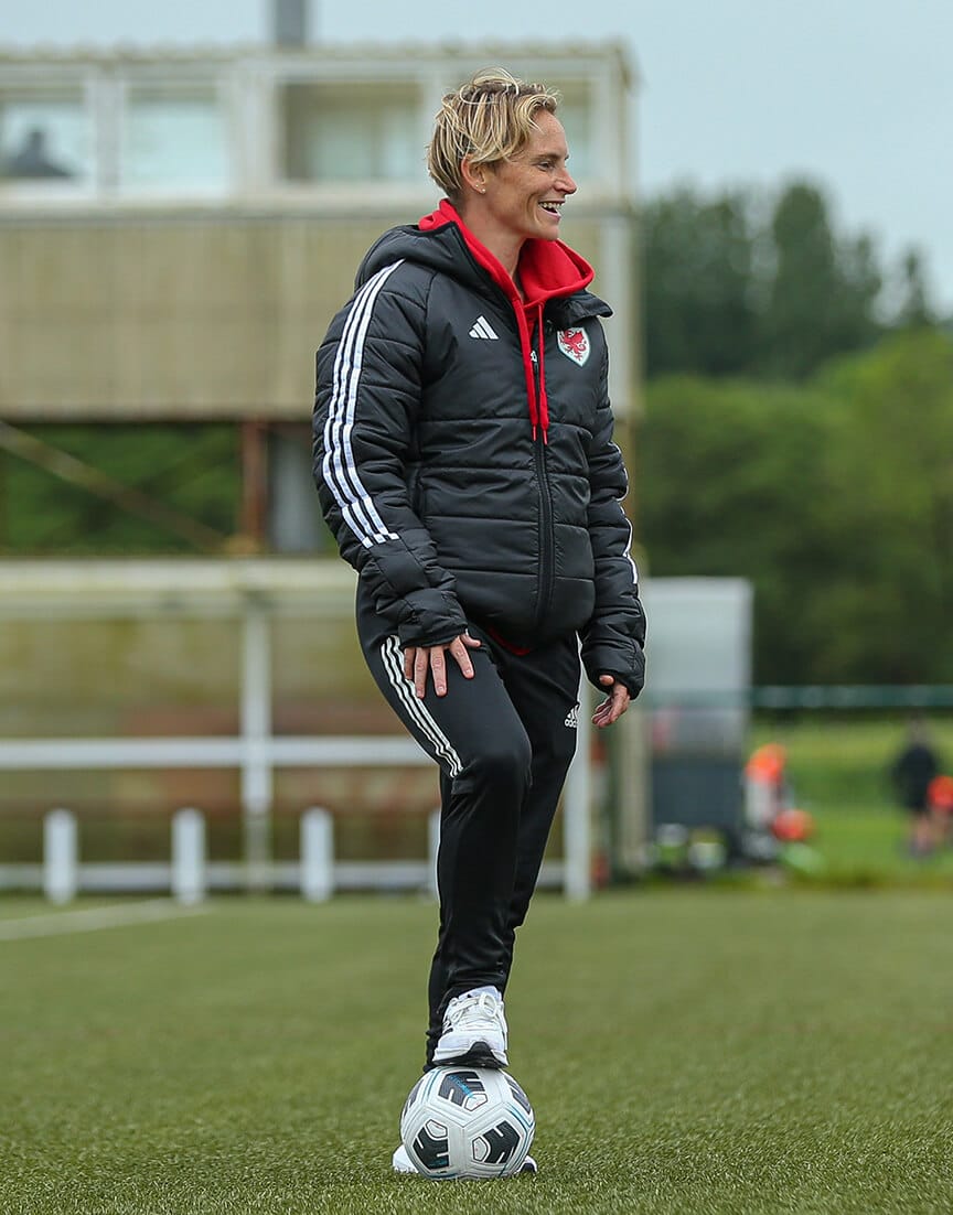 About Us - IGF - Inspire Girls Football